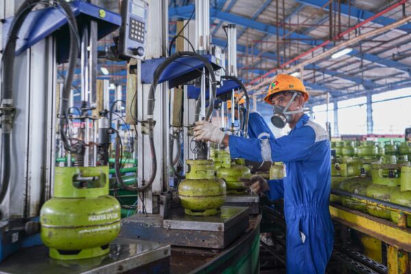 Pertamina Data Lebih 5.000 Pangkalan Resmi LPG 3 Kg di Bali | Hello Borneo